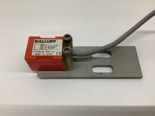 Balluff Sensor 10-30 V DC – BME Bearings and Surplus