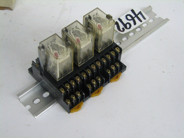 Omron Relays - My4N - Din Mounted - Max. 5A250V - 100/110 Vac - 1521 ...