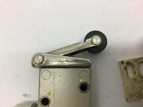 SMC VM4 Mechanical Valve 1/8"NPT Lot of 2 – BME Bearings and Surplus