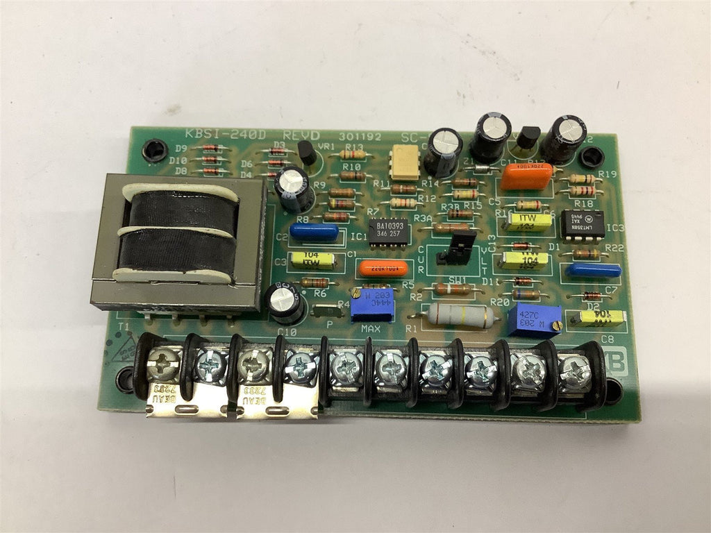 KB Electronics KBSI-240D Signal Isolator – BME Bearings and Surplus