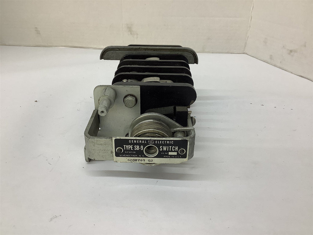 General Electric SB-9 Rotary Cam Switch – BME Bearings and Surplus